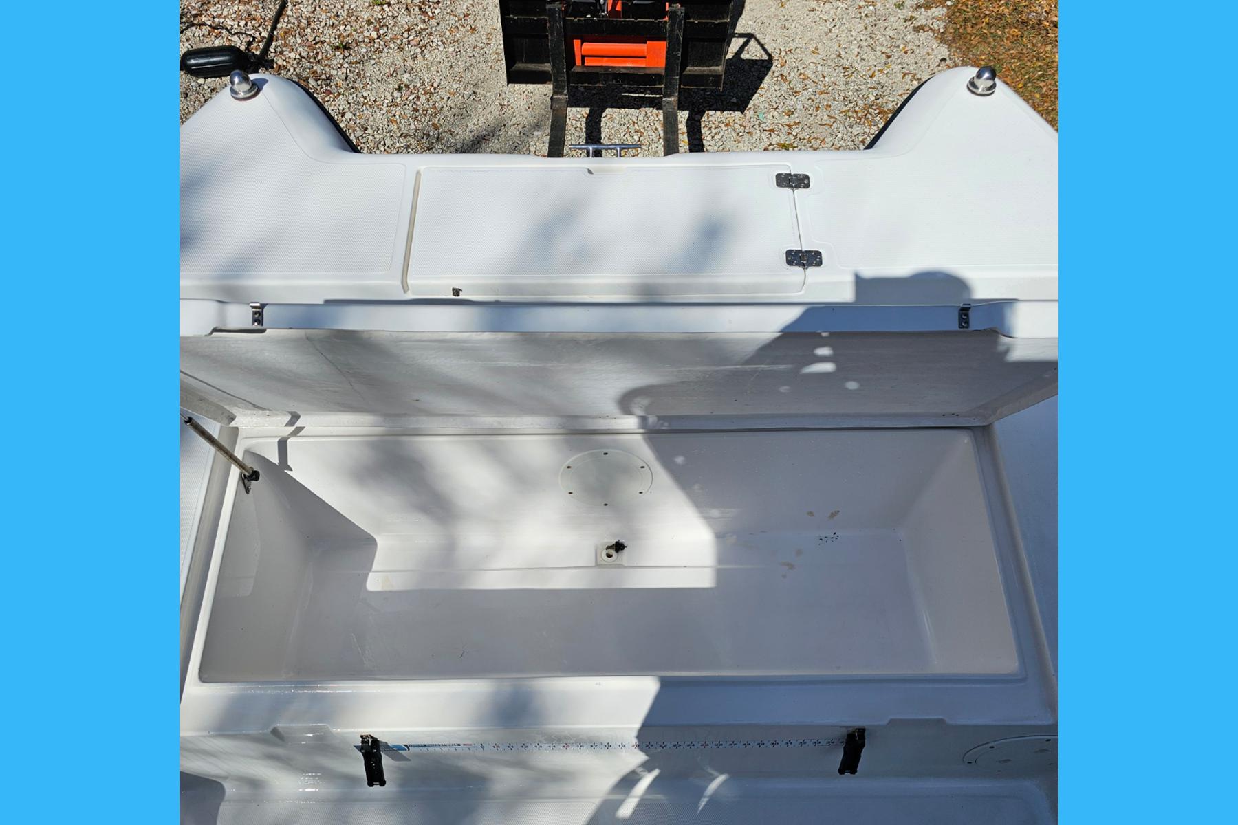 ProKat 2000CC | Boat and Trade